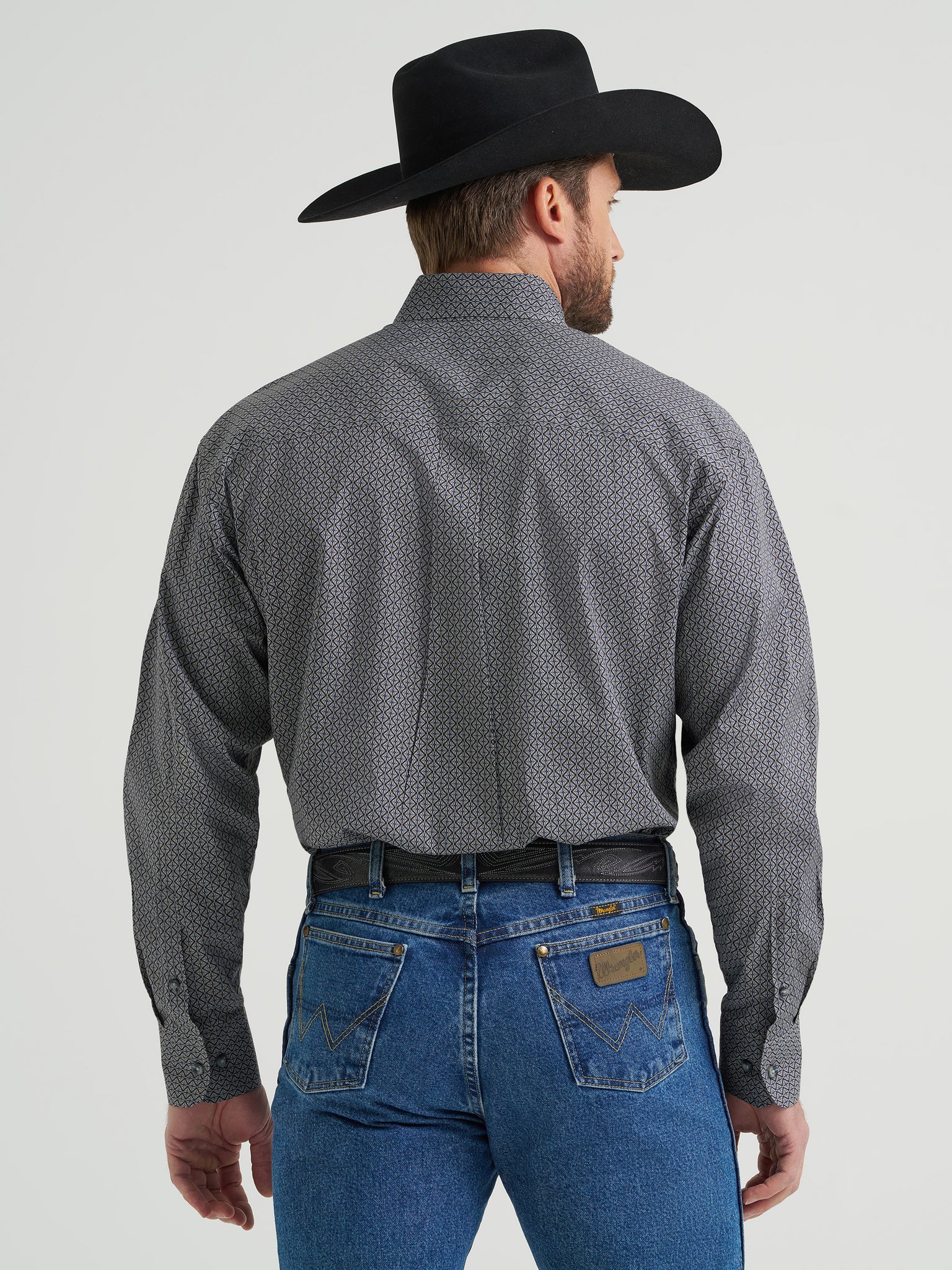 Wrangler George Strait Collection Black/Grey Geometric Print Button-Do ...